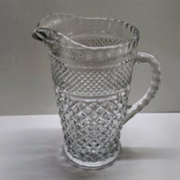 Anchor Hocking | Kitchen | Anchor Hocking Wexfords 64 Oz Pitcher | Poshmark